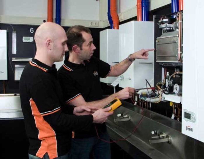 Beste CV Monteur Den Haag | 24/7 Service | NAF adviesbureau